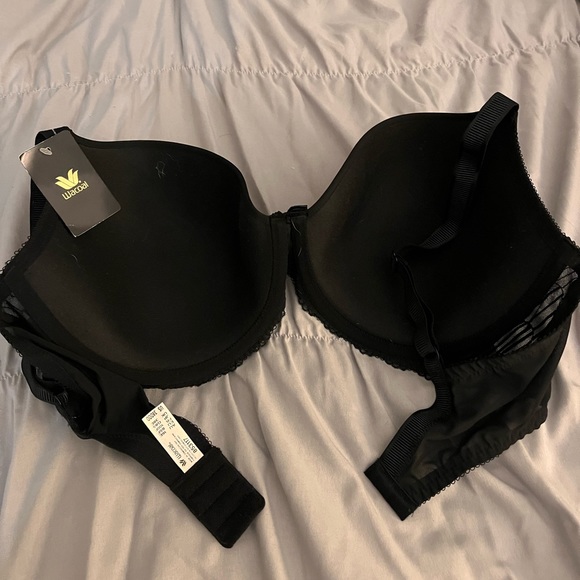 Wacoal | Intimates & Sleepwear | Smooth Demi Cup Wacoal Bra | Poshmark
